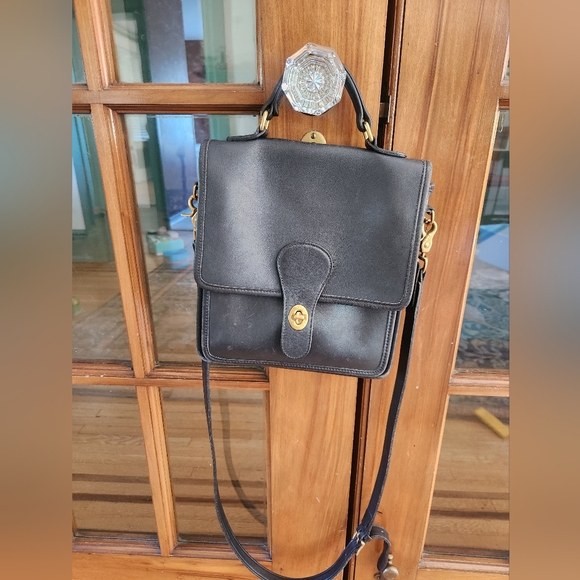 Coach | Bags | Coach Vintage Station Bag Black | Poshmark